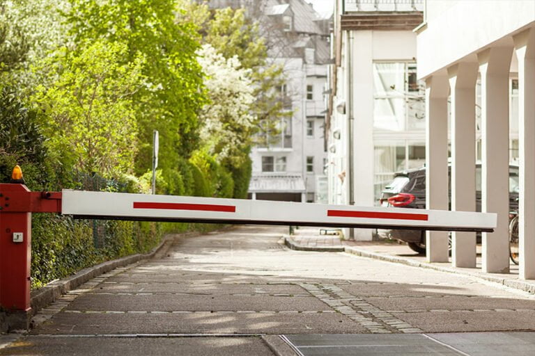 Cara Automatic Lane Barrier (ALB) Mendukung Kantor Parkir