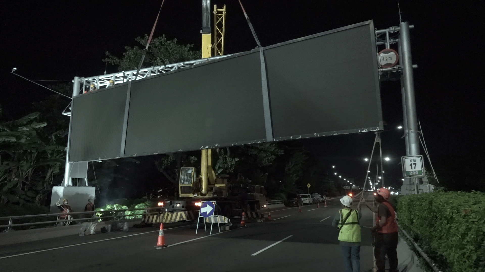 Pekerjaan Pengadaan dan Pemasangan Dynamic Message Sign (DMS) Jasa ...