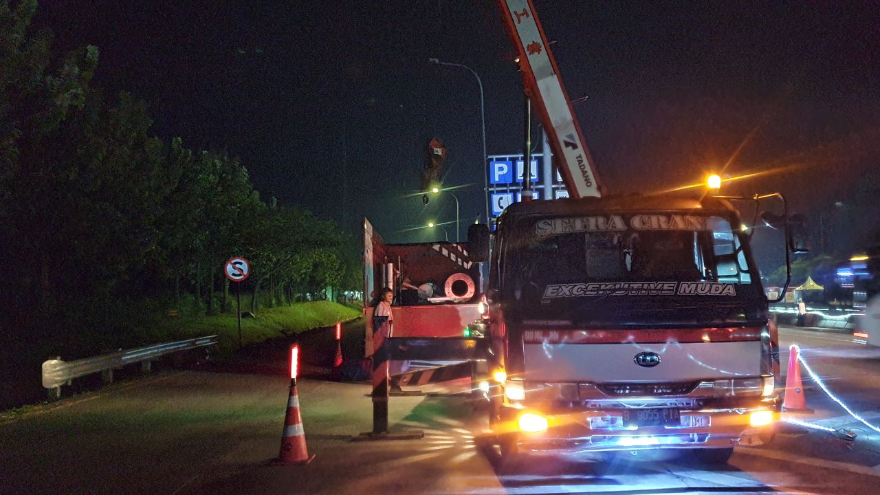 Pengadaan dan Pemasangan Perangkat VMS dan CCTV di Rest Area KM 86 A&B ...